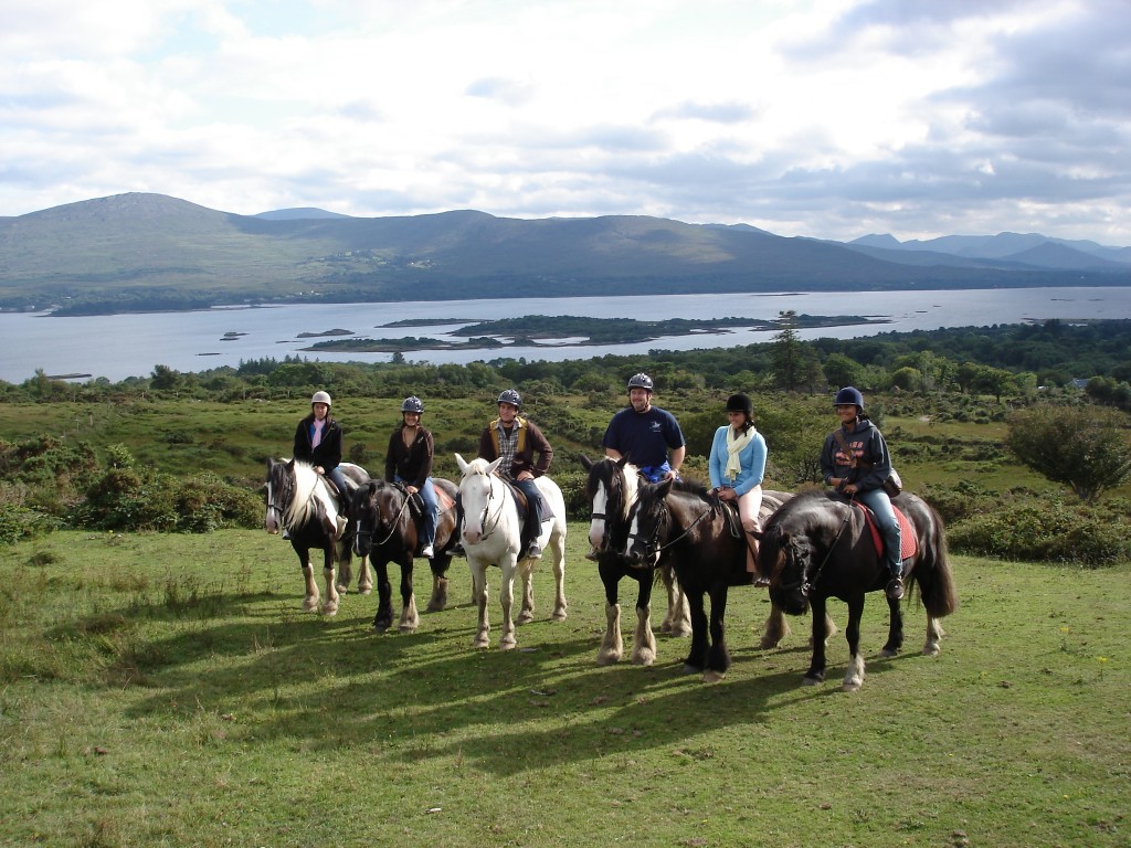 Rides to discover Kenmare Bay - Dromquinna Stables